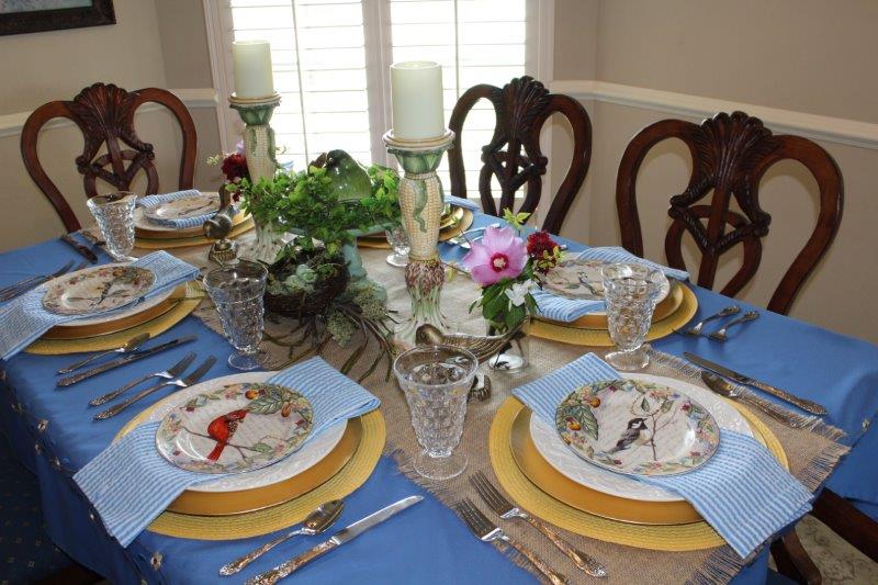 A BIRD INSPIRED TABLESCAPE - Belle Bleu Interiors