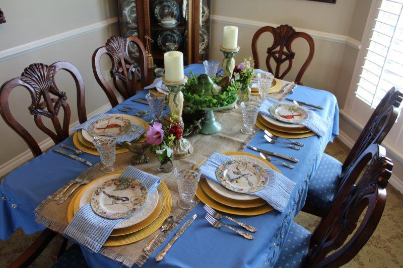 A BIRD INSPIRED TABLESCAPE - Belle Bleu Interiors