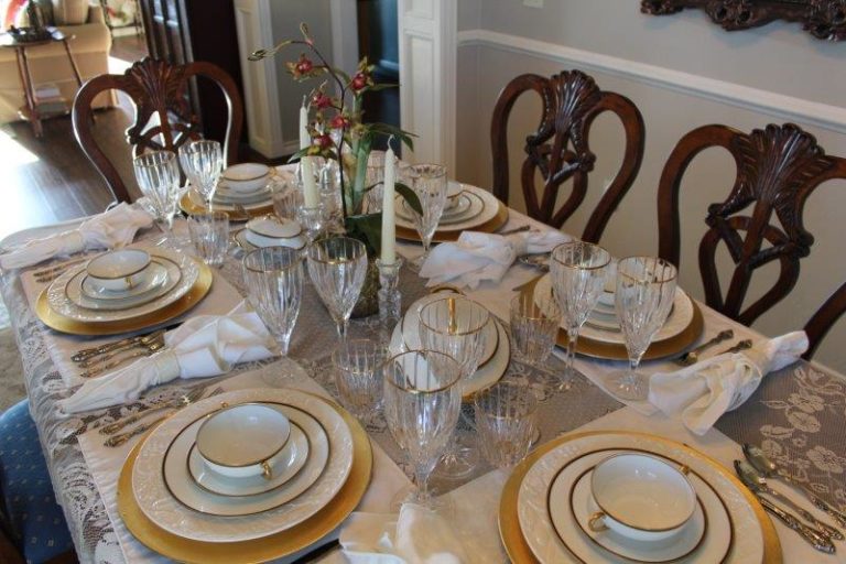 ELEGANT TABLESCAPE - Belle Bleu Interiors