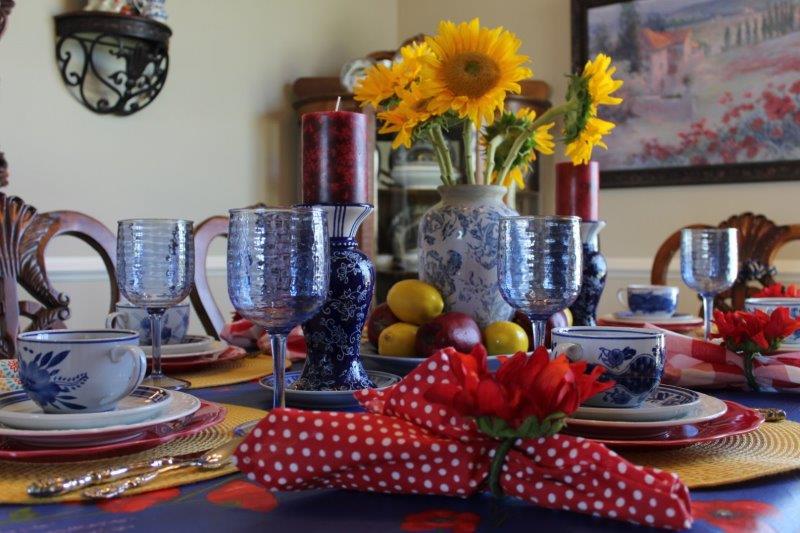 COLORFUL SUMMER TABLESCAPE - Belle Bleu Interiors