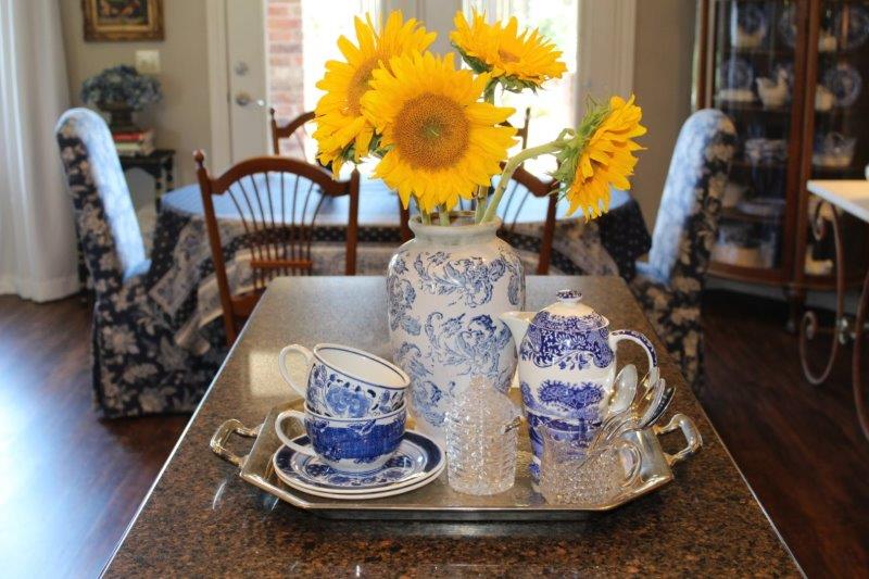 CREATING A BEAUTIFUL KITCHEN VIGNETTE - Belle Bleu Interiors