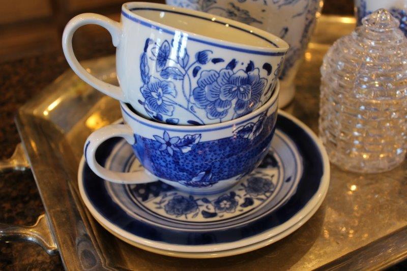 CREATING A BEAUTIFUL KITCHEN VIGNETTE - Belle Bleu Interiors