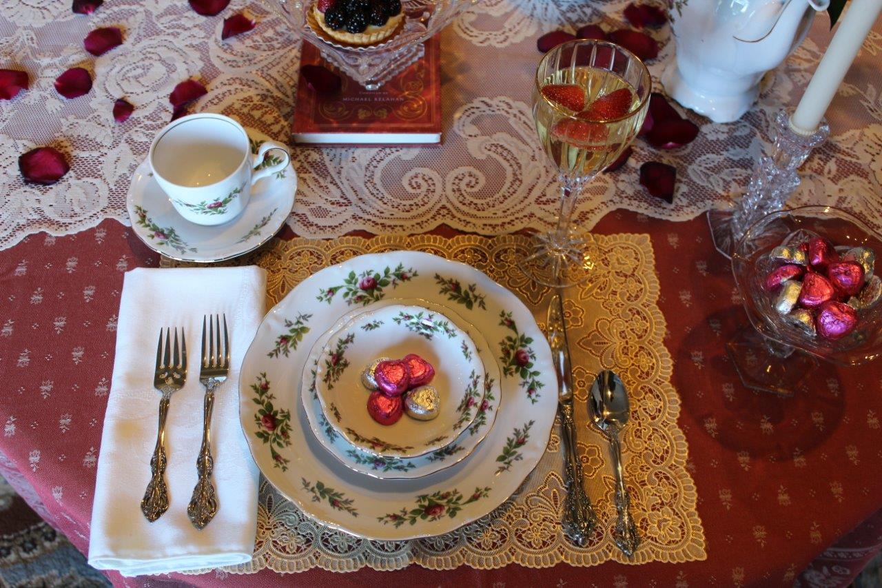 A Romantic Table for Two - Belle Bleu Interiors